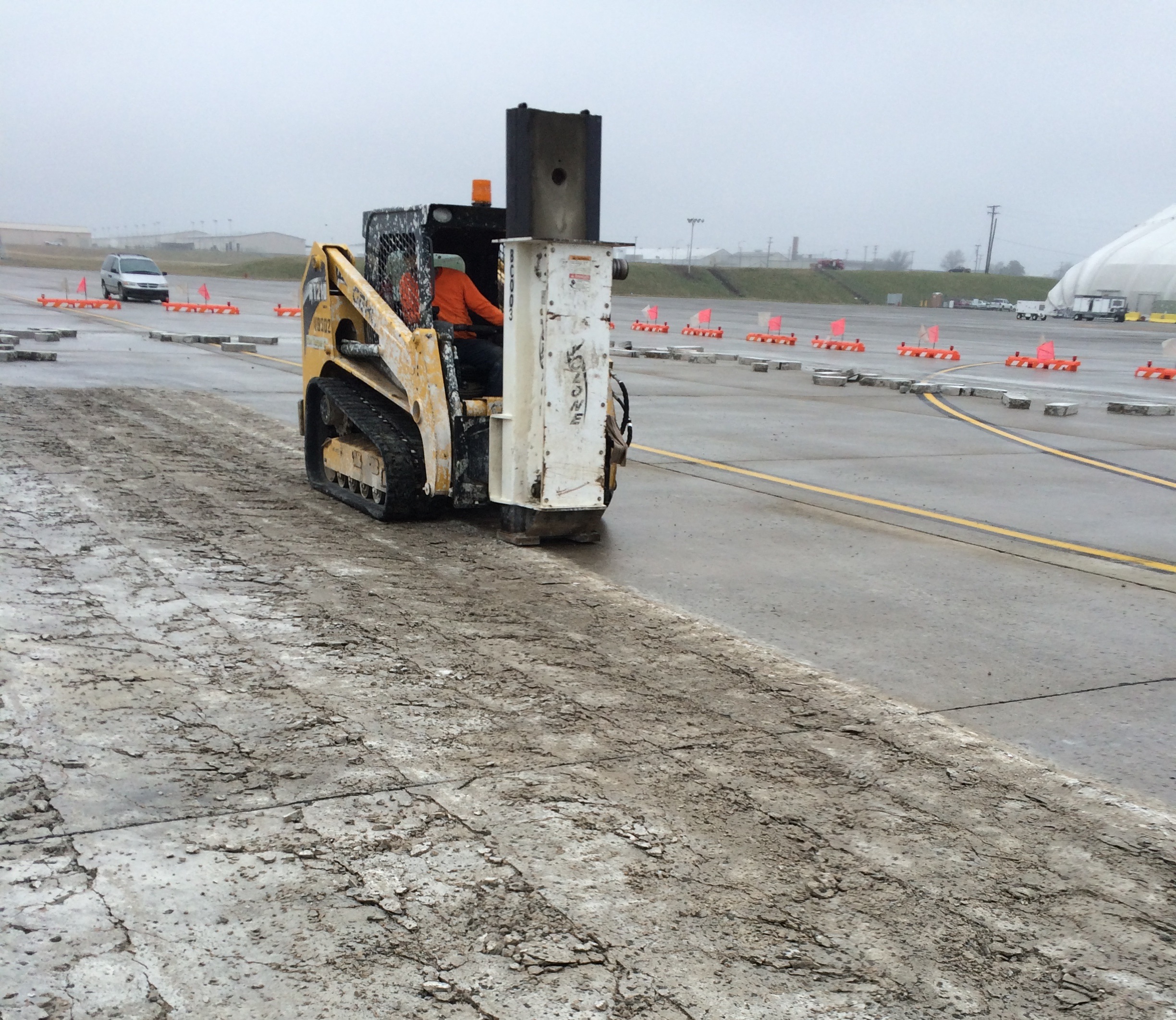 Cargo Apron Slab Replacement (Phase 2) | The Harper Company | 859.586.8890